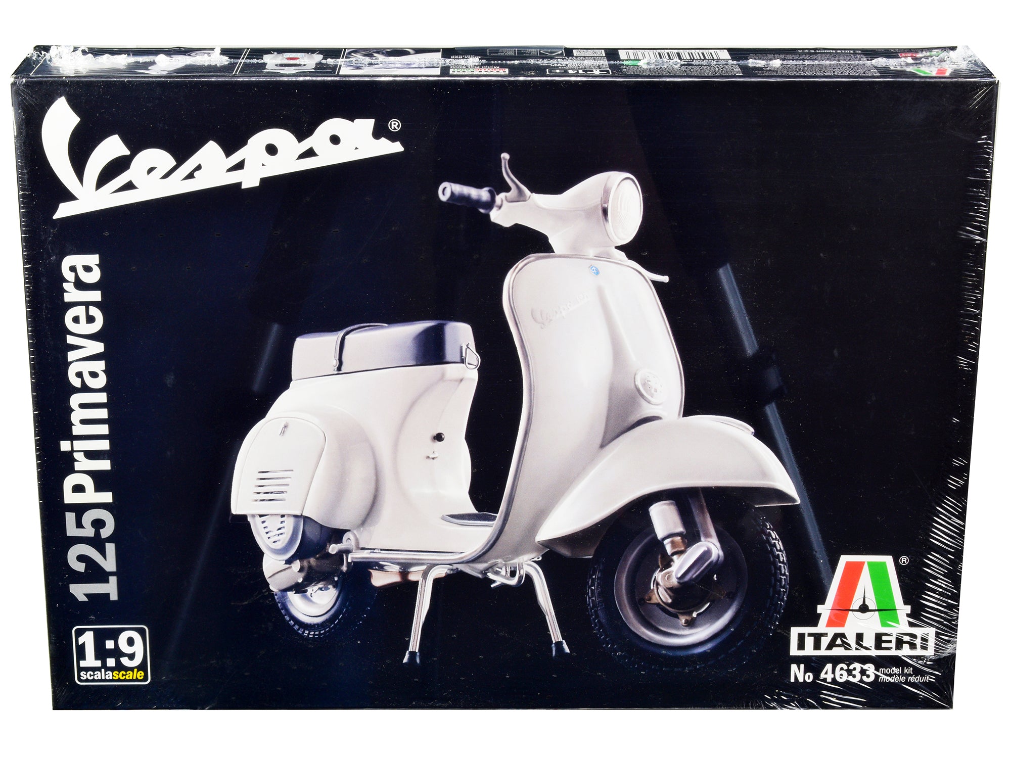Skill 3 Model Kit Vespa 125 Primavera Scooter 1/9 Scale Model by ...